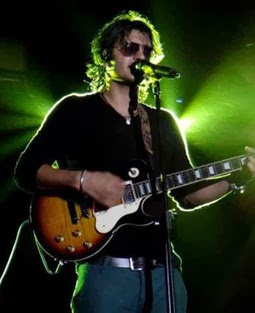 तुझसे दूर जो होता हूँ Tujhse Door Jo Hota Hoon Hindi Lyrics – Gajendra ...